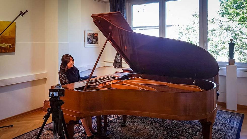 Update 27.04.2020 – Fotos vom KONZERT: Yizhuo Meng spielt zum Auftakt ...