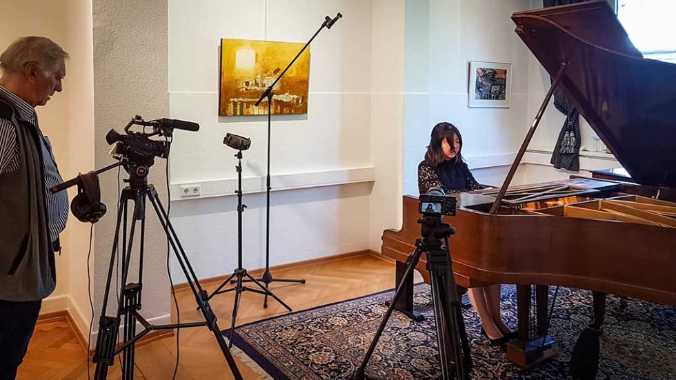 Update 27.04.2020 – Fotos vom KONZERT: Yizhuo Meng spielt zum Auftakt ...