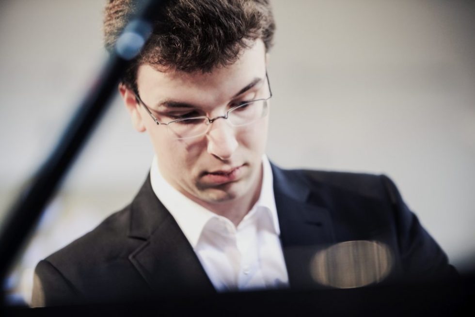 18.11.2023 - CONCERT: Knut Hanßen (piano) presents works by L. v ...